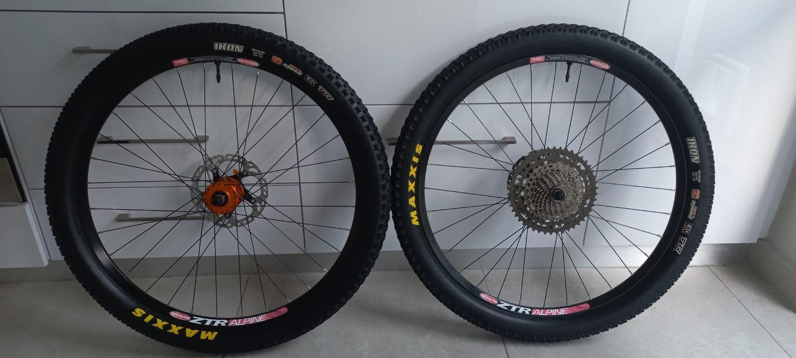 ZTR wheelset on Hope Pro4 hubs (non boost) | Mountain Bike Wheels ...