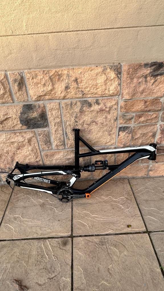 YT Jeffsy, XL Frame and shock | Dual Suspension Mountain Bike Frames ...