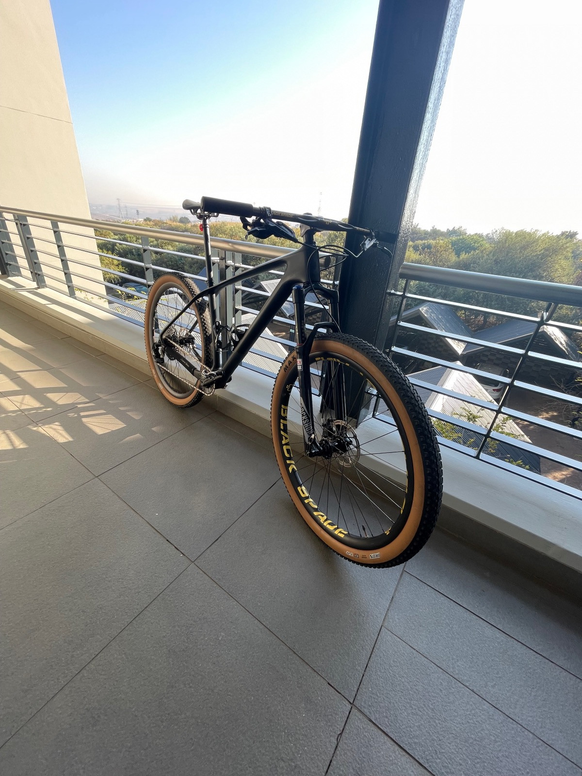 Full carbon MTB with power meter | Hardtail Mountain Bikes | Bike Hub