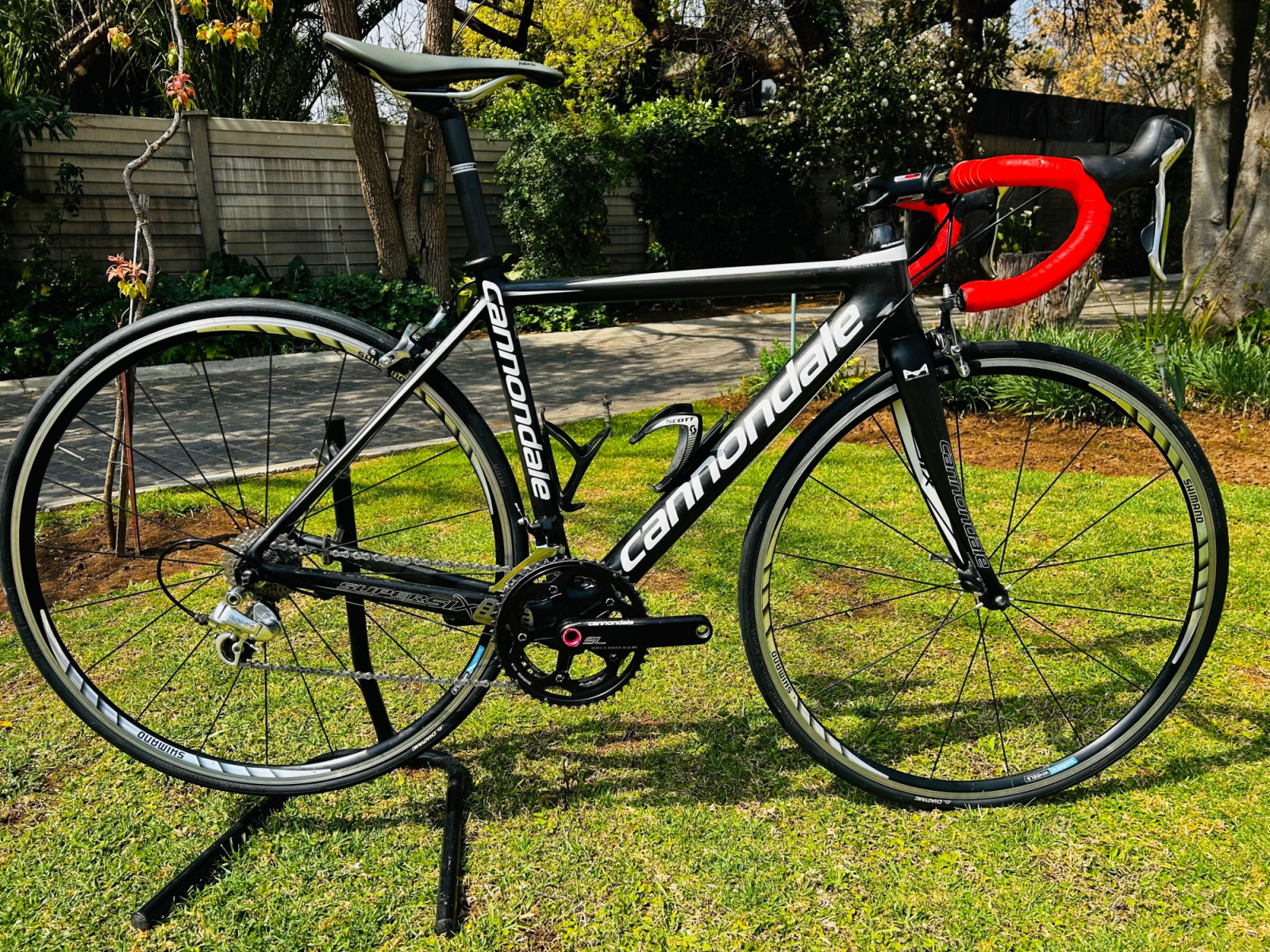 Cannondale Full Carbon | Road Bikes | Bike Hub