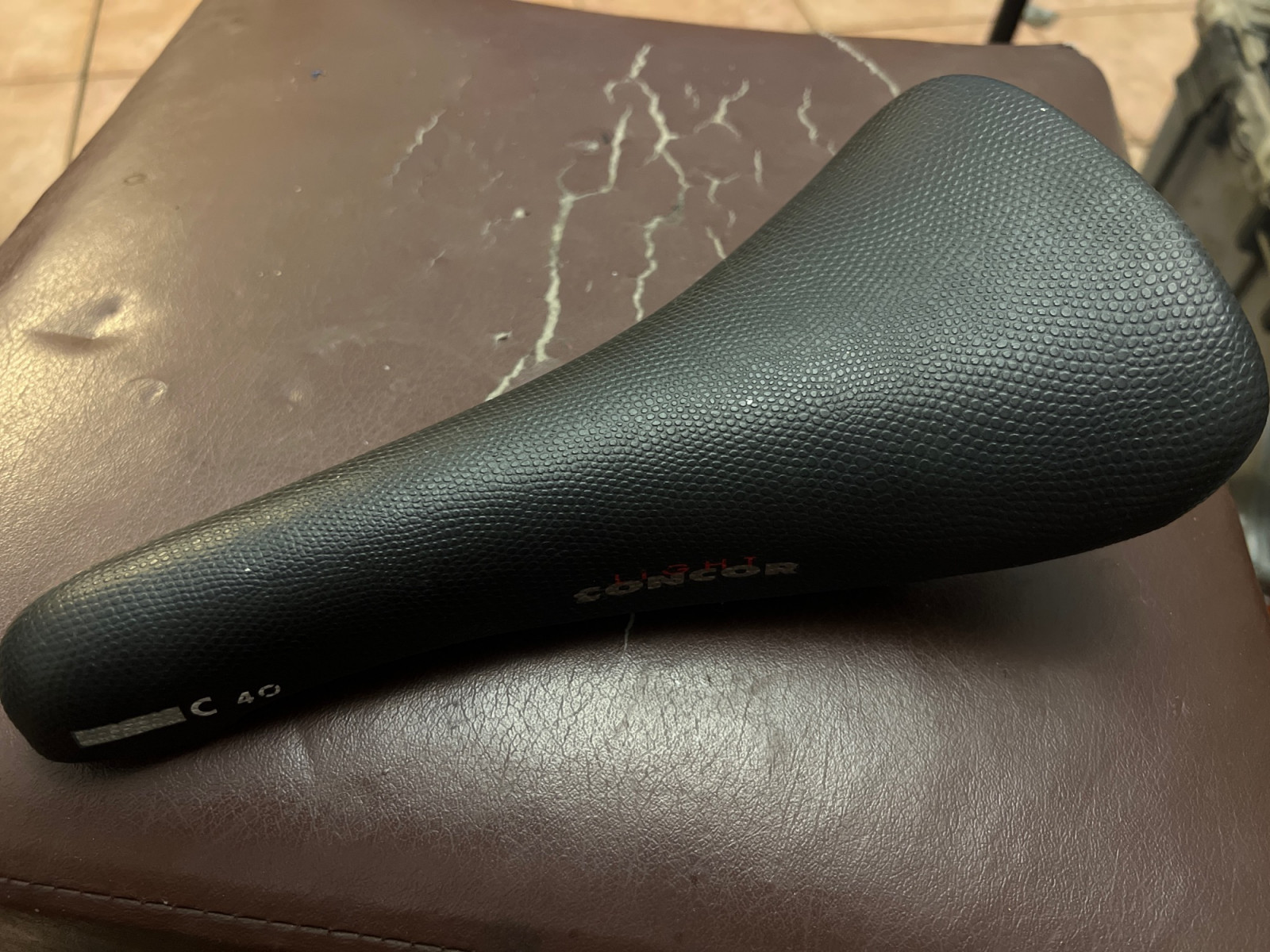 Concor C40 saddle | Saddles | Bike Hub
