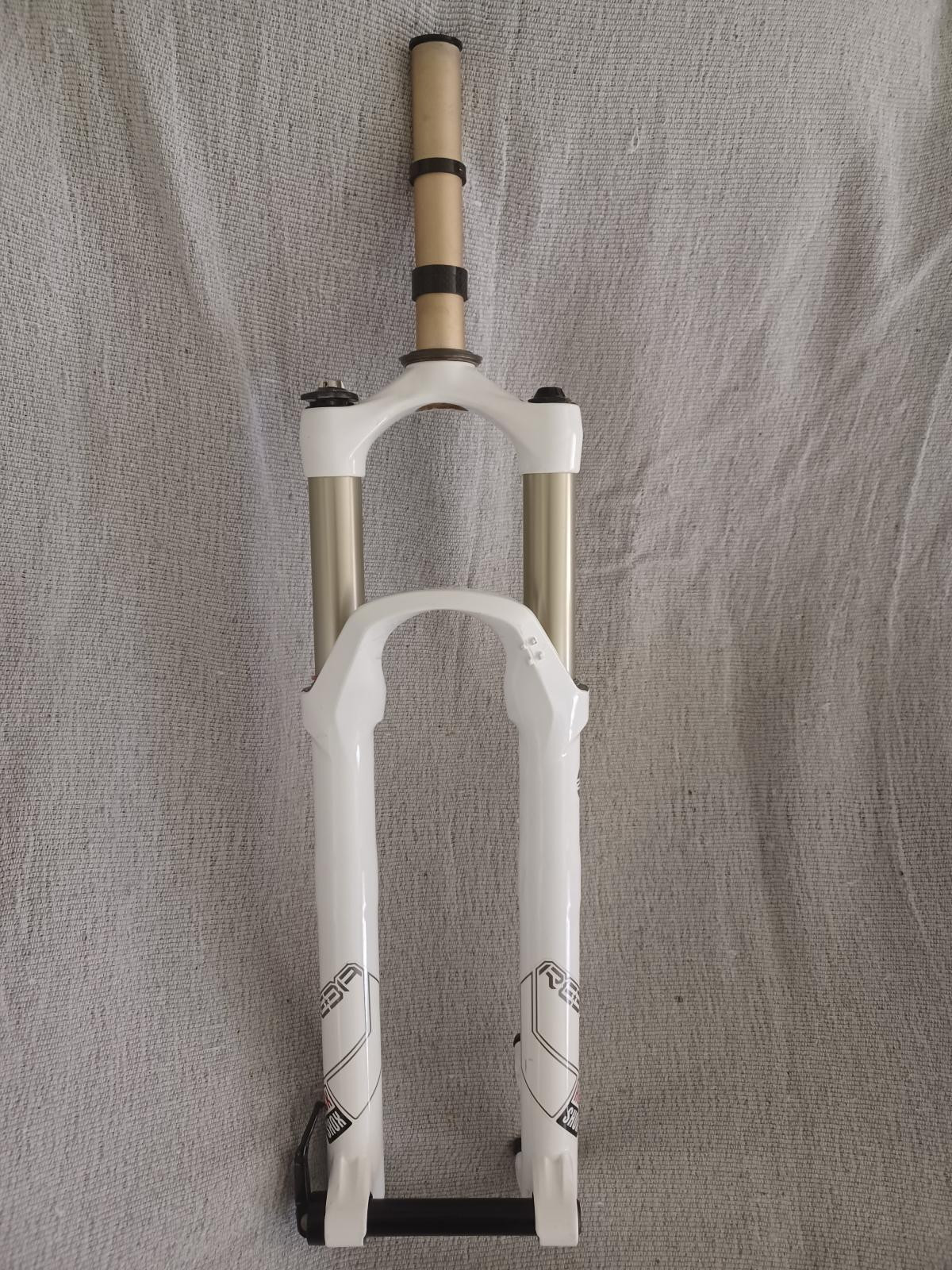 Rockshox RLT Ti dual air forks.100-120mm | Mountain Bike Forks | Bike Hub