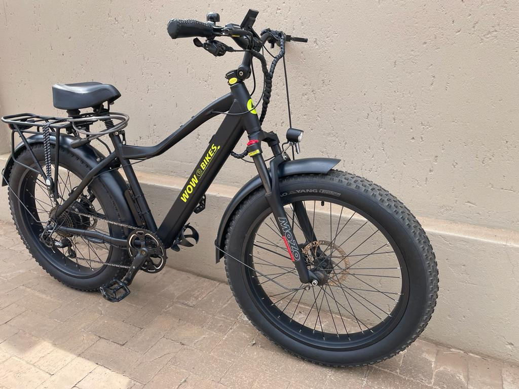 WOW e-Bikes for sale. 26" - Big Wheel Fattie | Commuter E-Bikes | Bike Hub