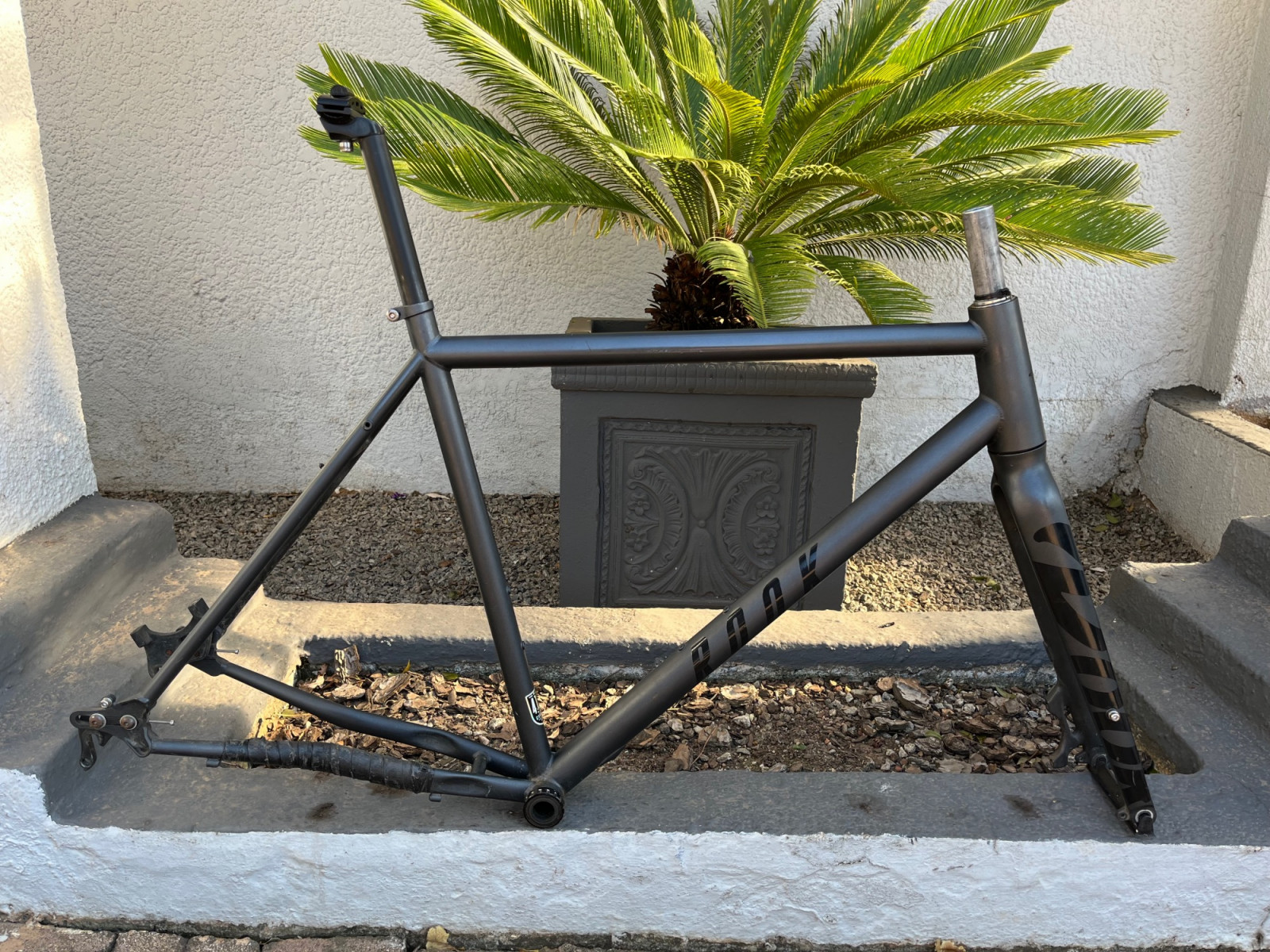 Rook scout | Gravel Bike Frames | Bike Hub