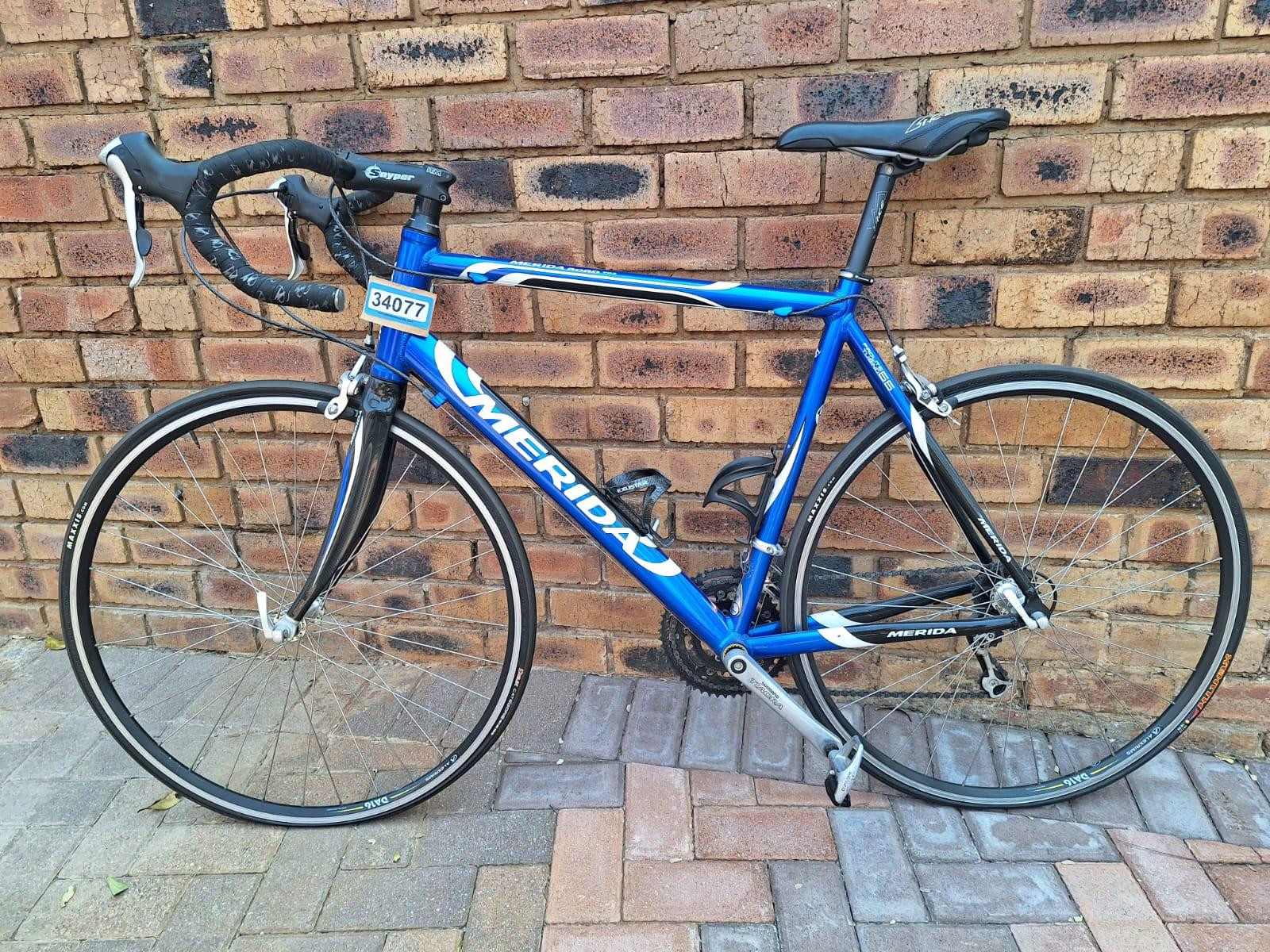 Merida Road 903 | Road Bikes | Bike Hub