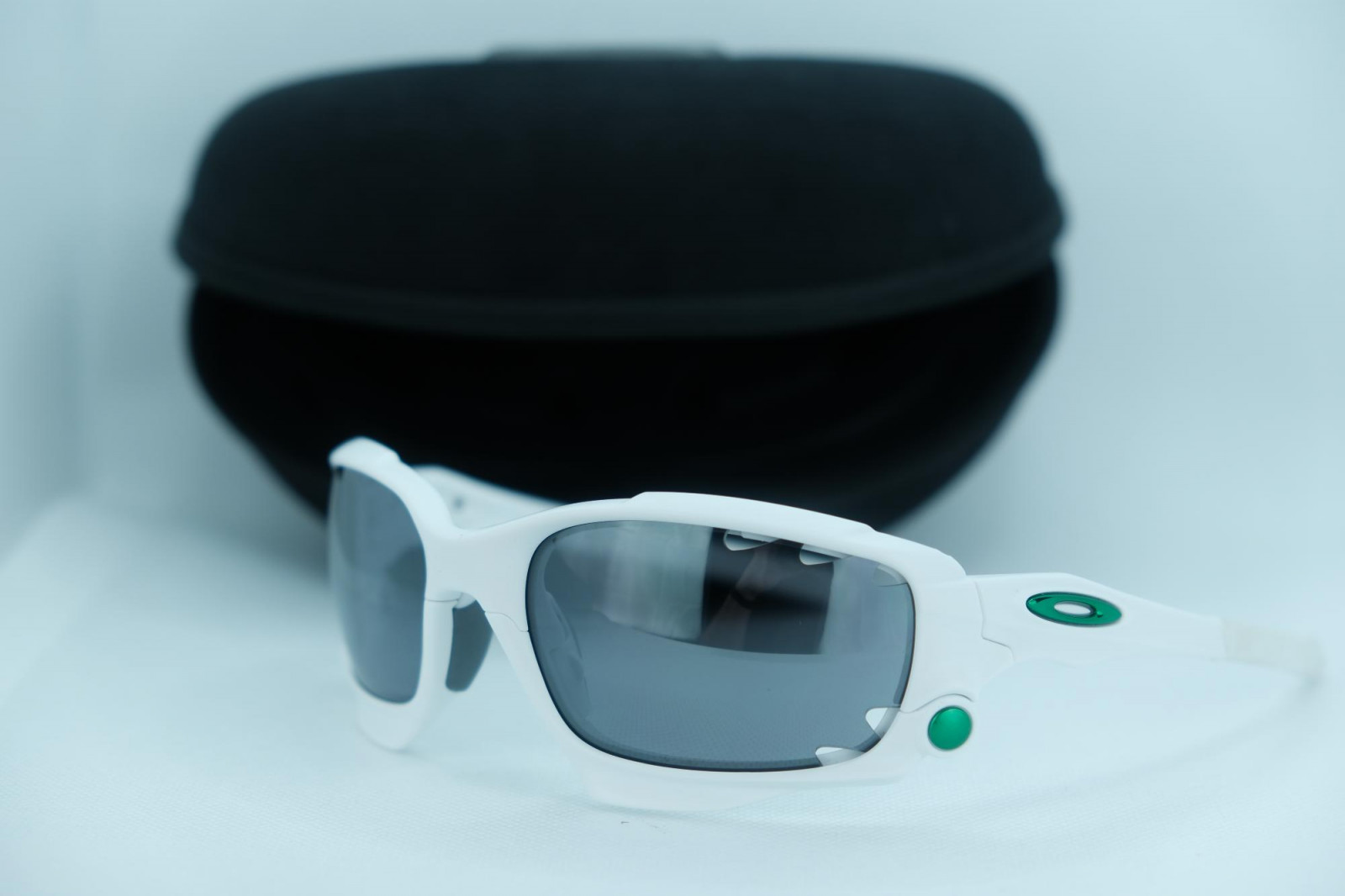 Oakley Racing Jacket | Eyewear | Bike Hub