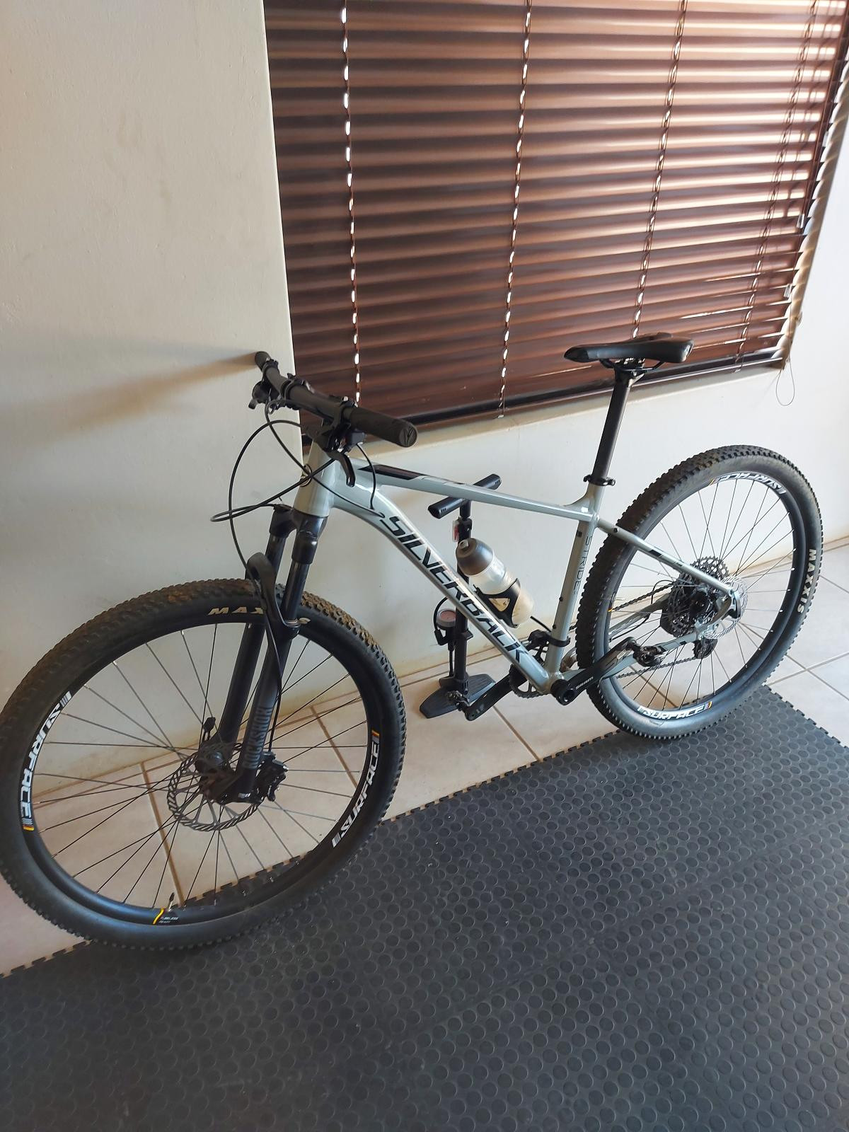 Silverback Stride SX | Hardtail Mountain Bikes | Bike Hub