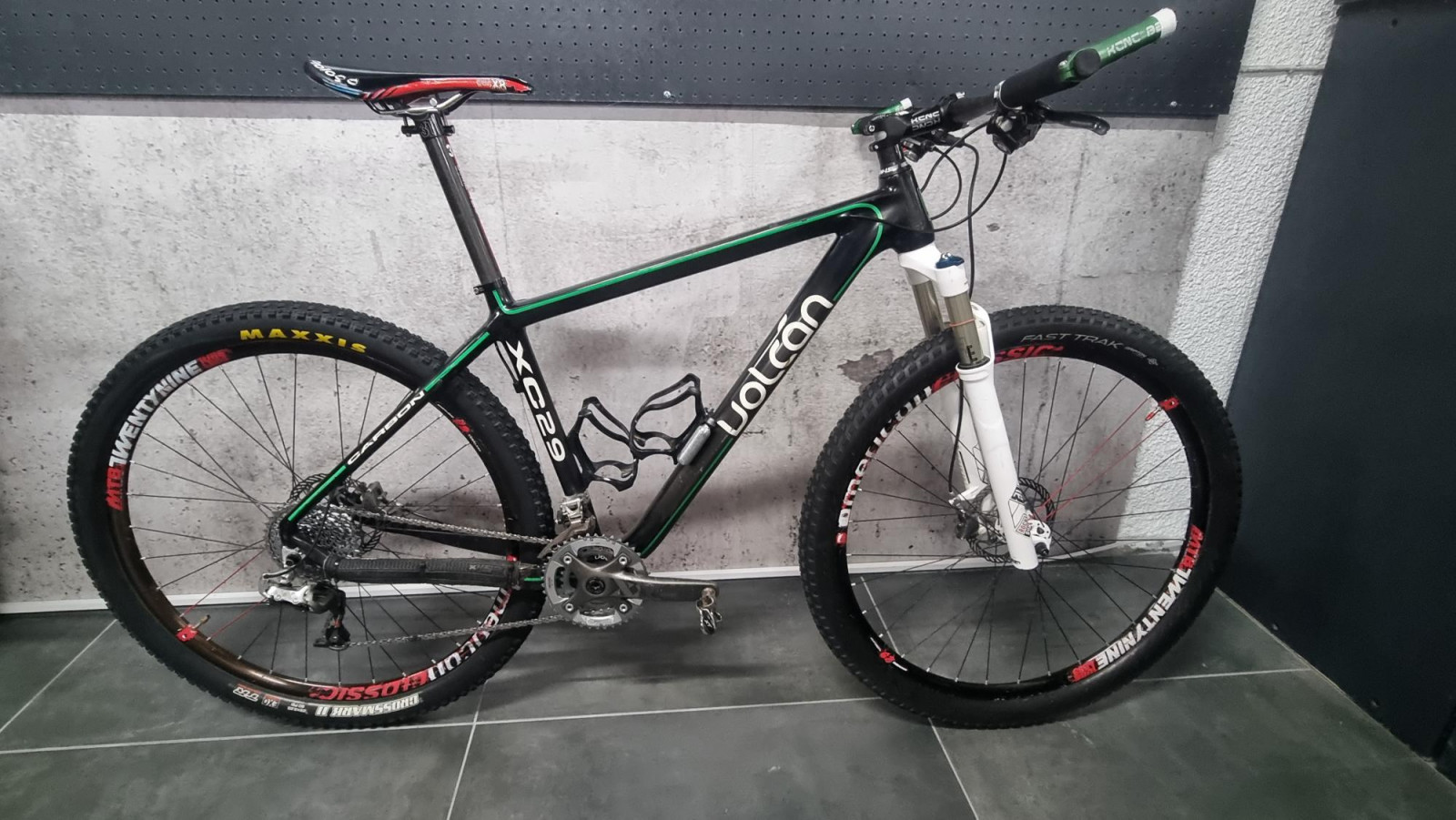 Volcan XC Carbon Large | Hardtail Mountain Bikes | Bike Hub