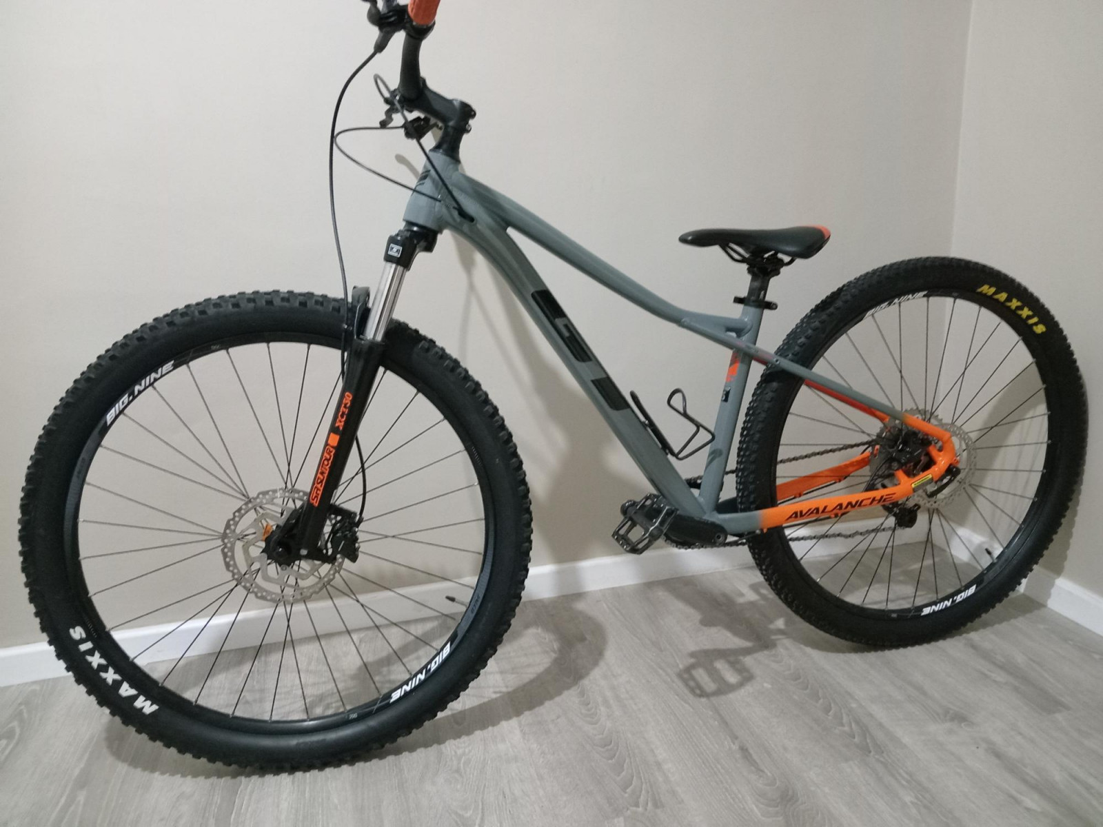 GT AVALANCHE SPORT (UPGRADED) | Hardtail Mountain Bikes | Bike Hub