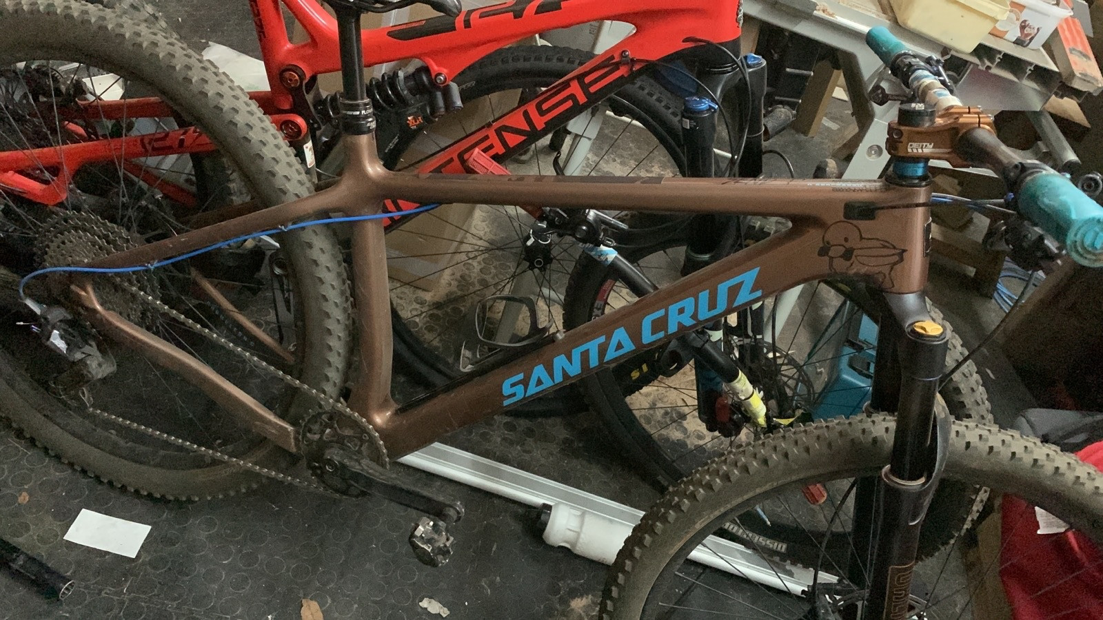 Santa Cruz Chameleon Carbon | Hardtail Mountain Bikes | Bike Hub
