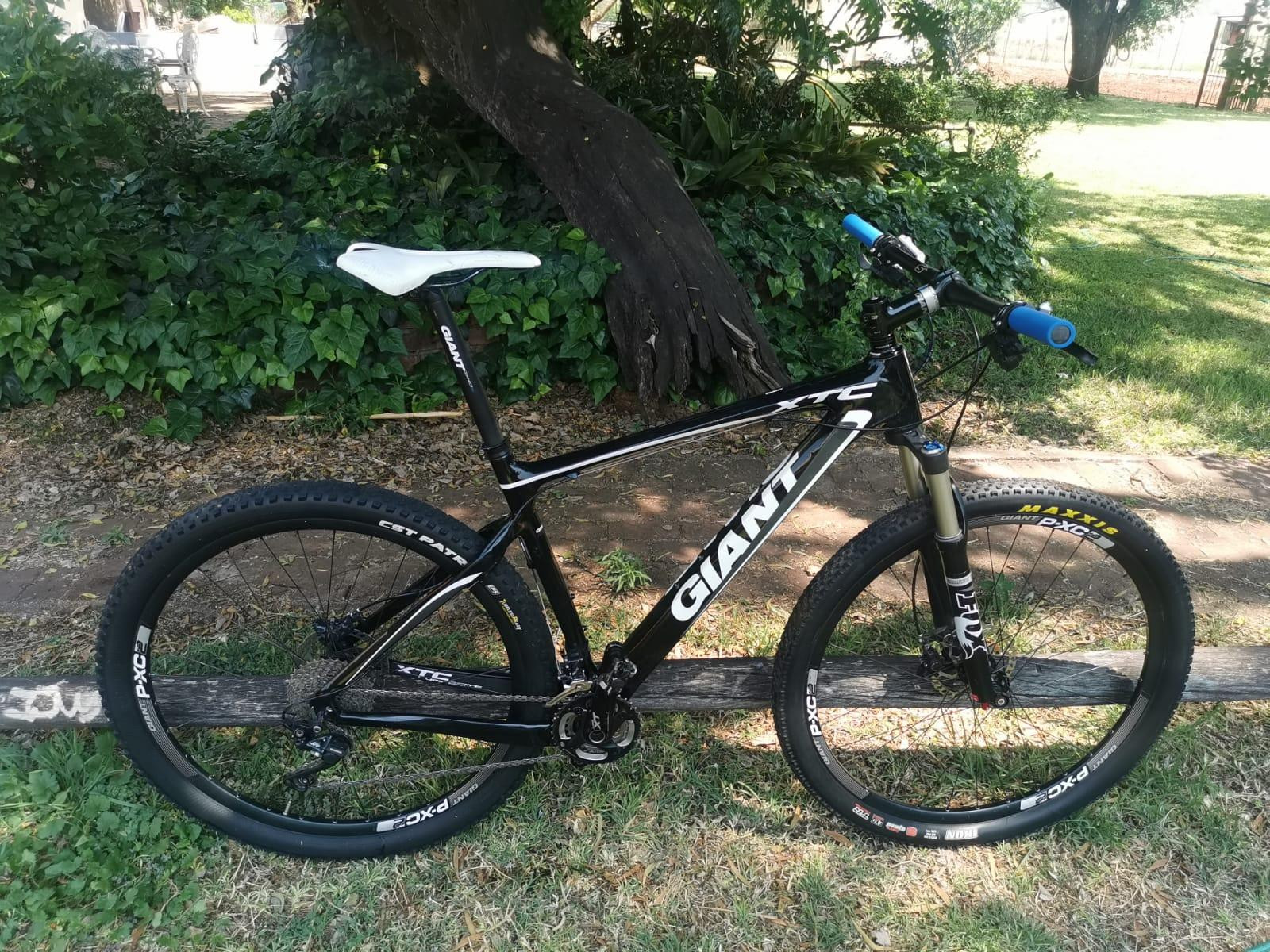 Giant XTC Carbon | Hardtail Mountain Bikes | Bike Hub