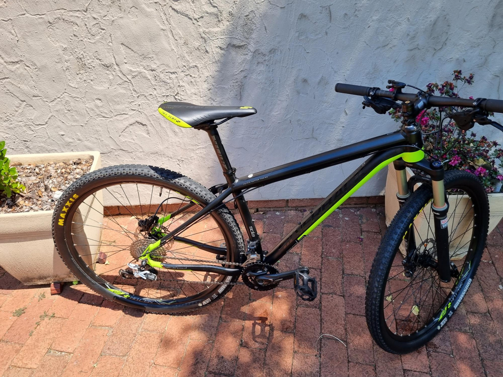 (M) Silverback Sola 2 | Hardtail Mountain Bikes | Bike Hub