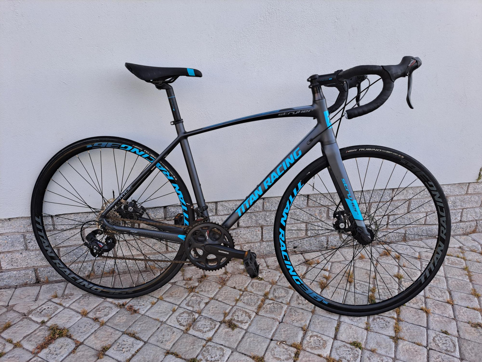 Titan Racing Stryker | Road Bikes | Bike Hub