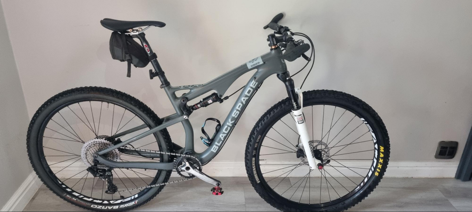 Black Spade 29er Carbon. | Dual Suspension Mountain Bikes | Bike Hub