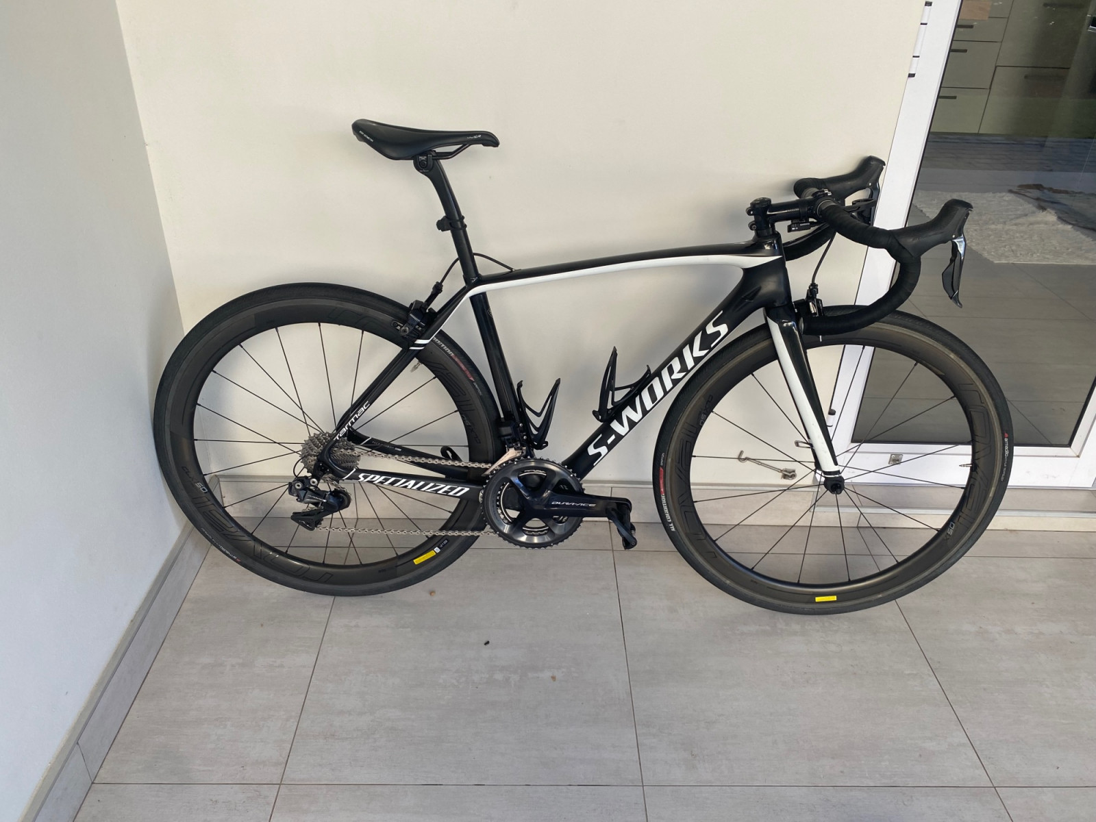 S-Works Tarmac SL5 | Road Bikes | Bike Hub