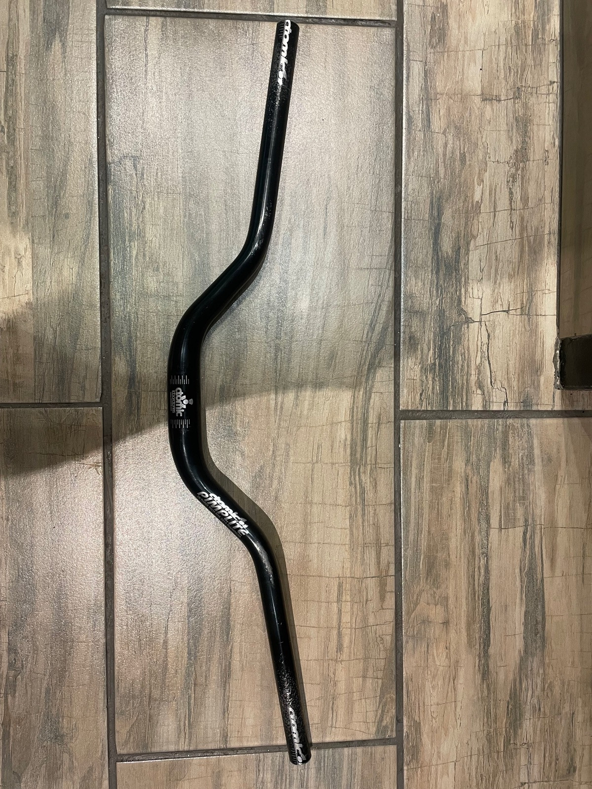 Dirt jumper bars | Handlebars | Bike Hub