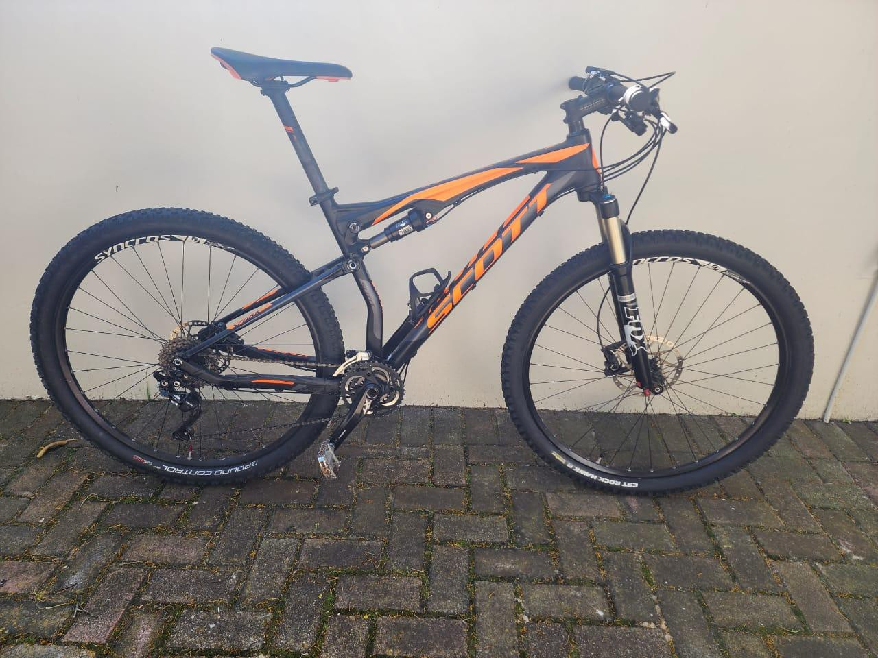 Scott Spark 940 | Dual Suspension Mountain Bikes | Bike Hub