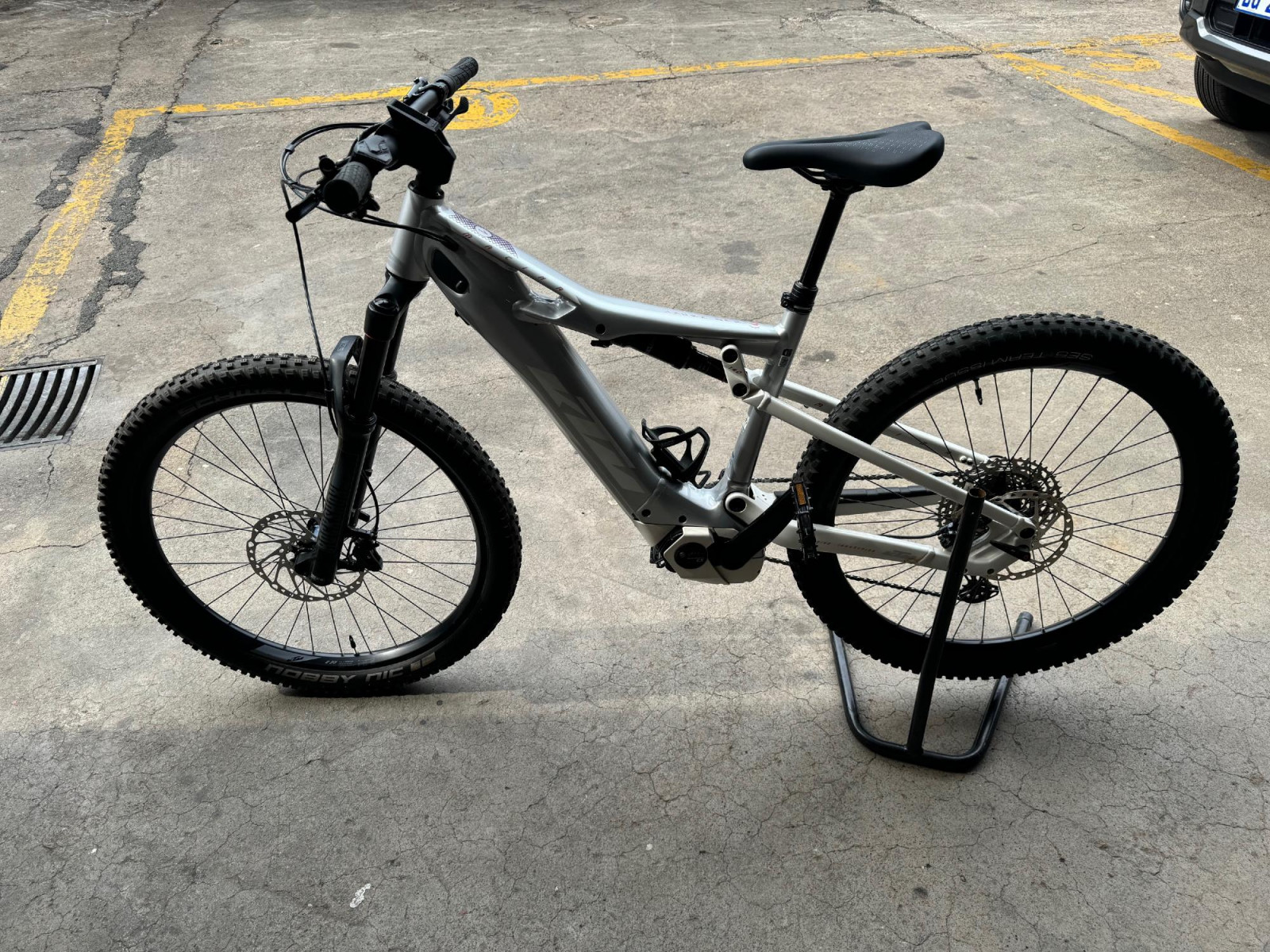 KTM LYCAN 271 GLORIOUS | Dual Suspension Mountain E-Bikes | Bike Hub