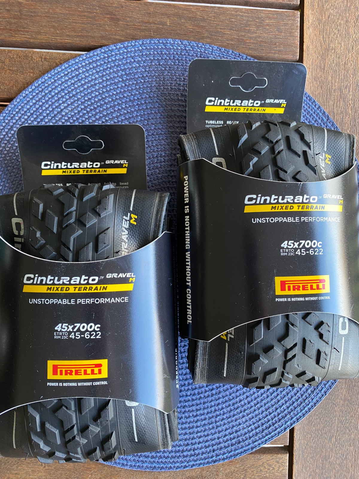 Pirelli Cinturato Gravel Mixed 700x45 | Gravel Bike Tyres | Bike Hub