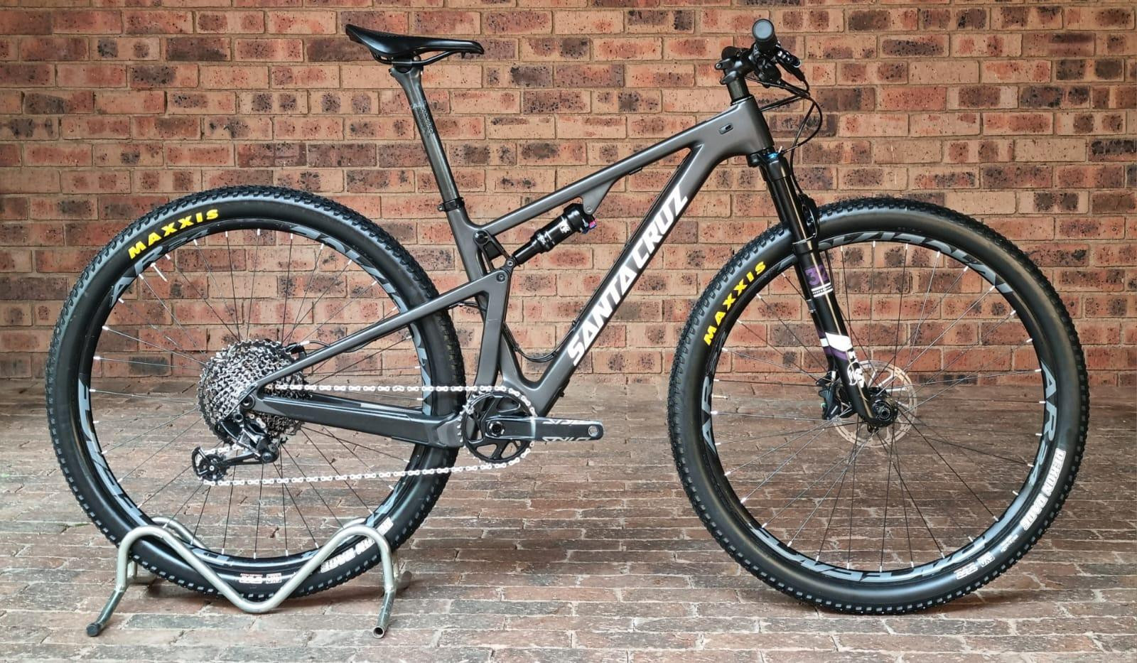 Santa Cruz Blur | 12 spd GX | Dual Suspension Mountain Bikes | Bike Hub