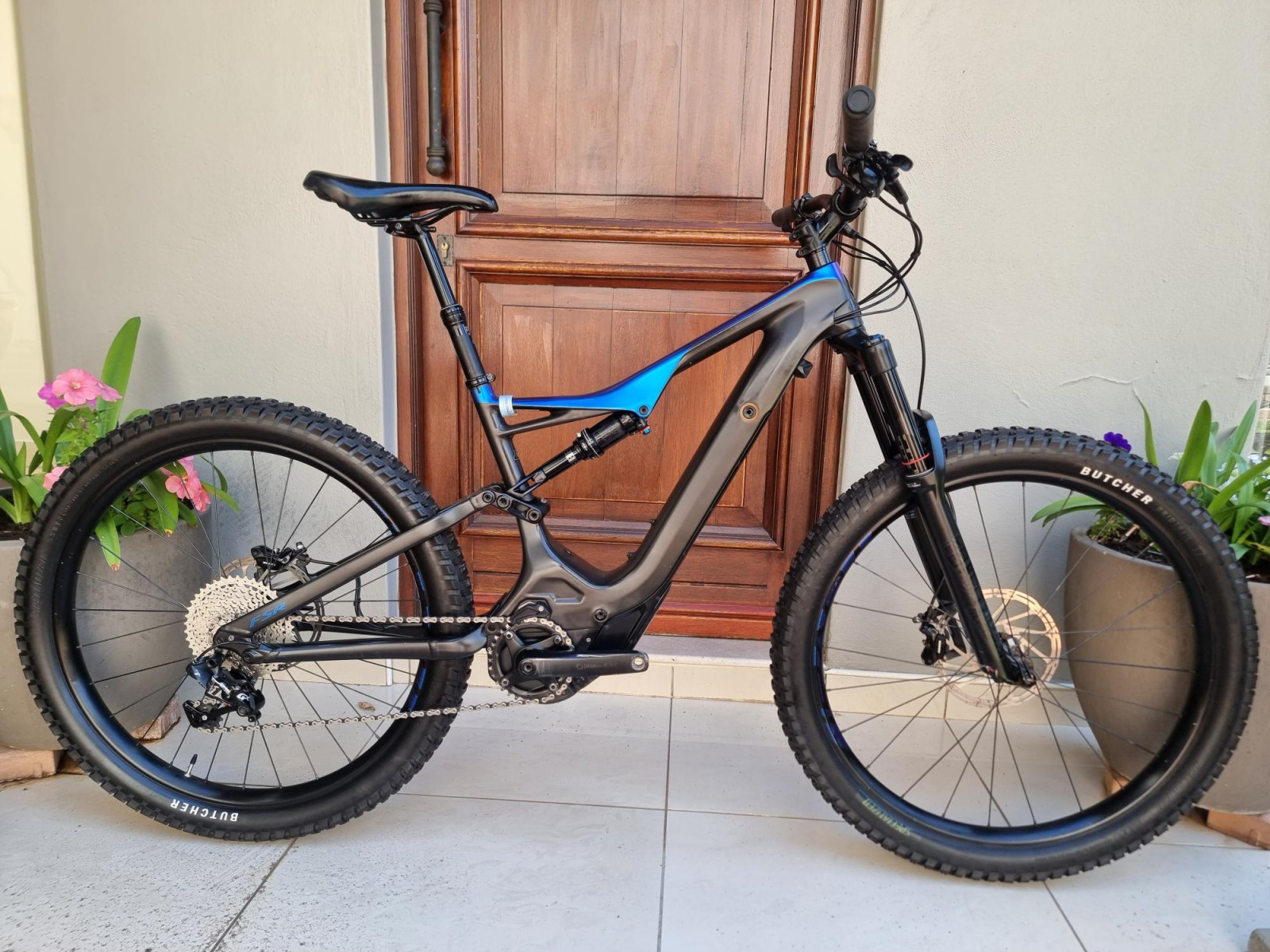 SPECIALIZED TURBO LEVO (M) **SOLD** | Dual Suspension Mountain E-Bikes ...