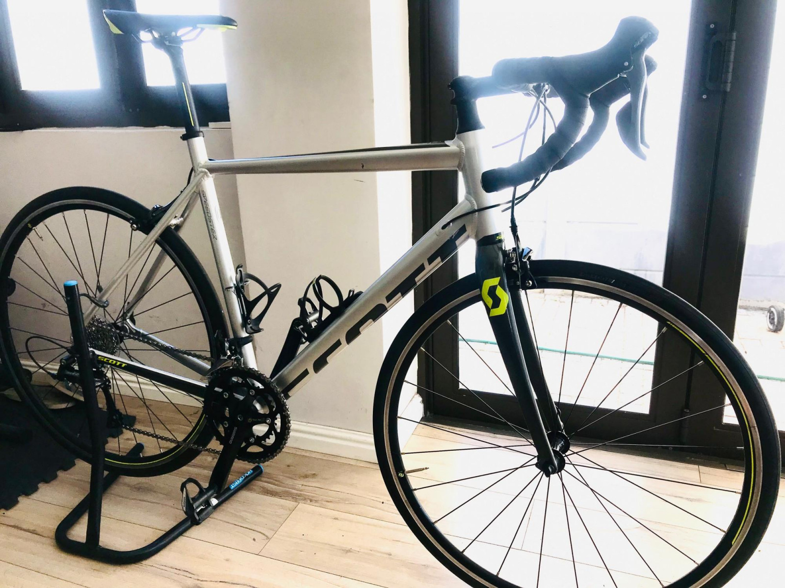 Scott Speedster 30 | Road Bikes | Bike Hub