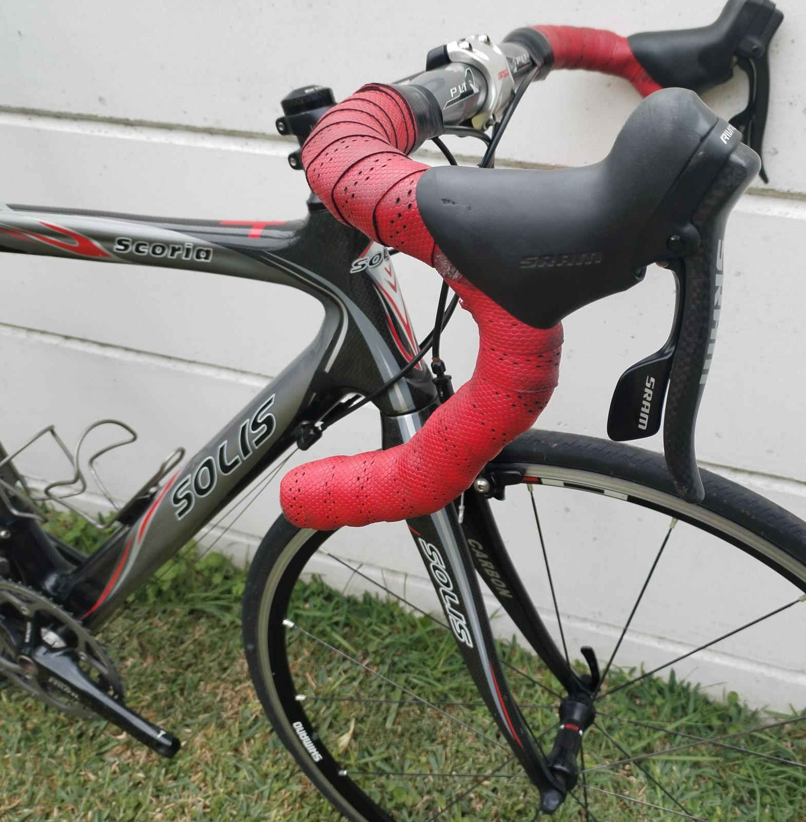 Carbon road bike Solis | Road Bikes | Bike Hub