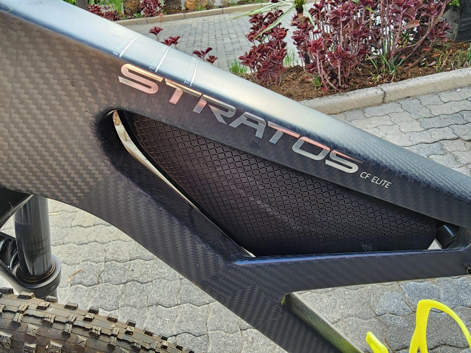 2022 Silverback Stratos CF Elite - Garage Queen | Dual Suspension ...