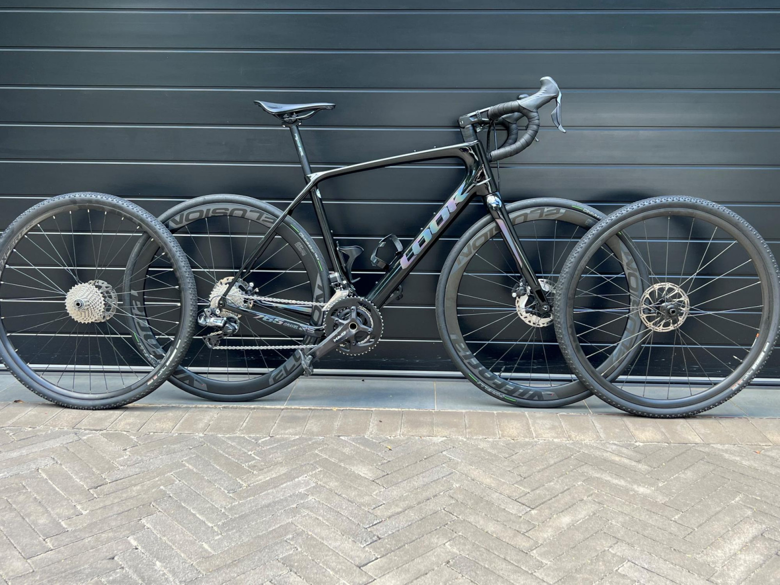 LOOK 765 GRAVEL RS | Gravel Bikes | Bike Hub