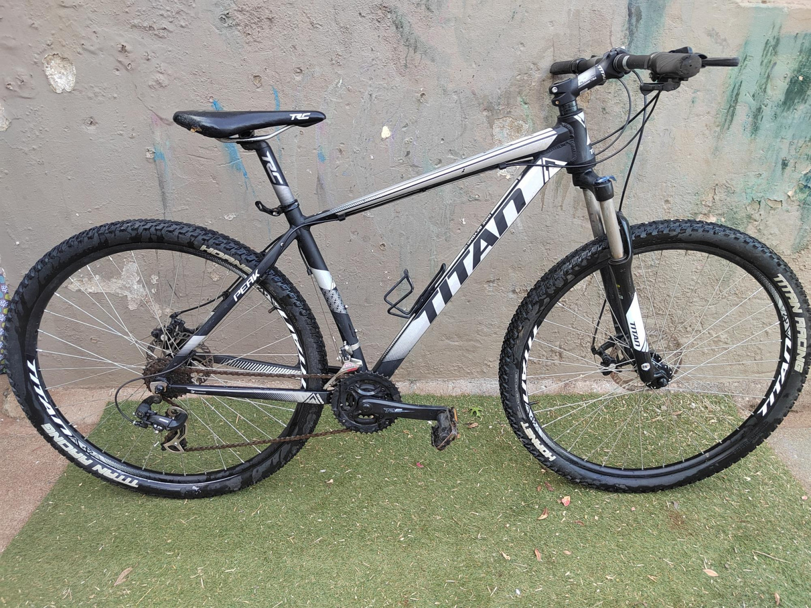 Titan Peak 29er | Hardtail Mountain Bikes | Bike Hub