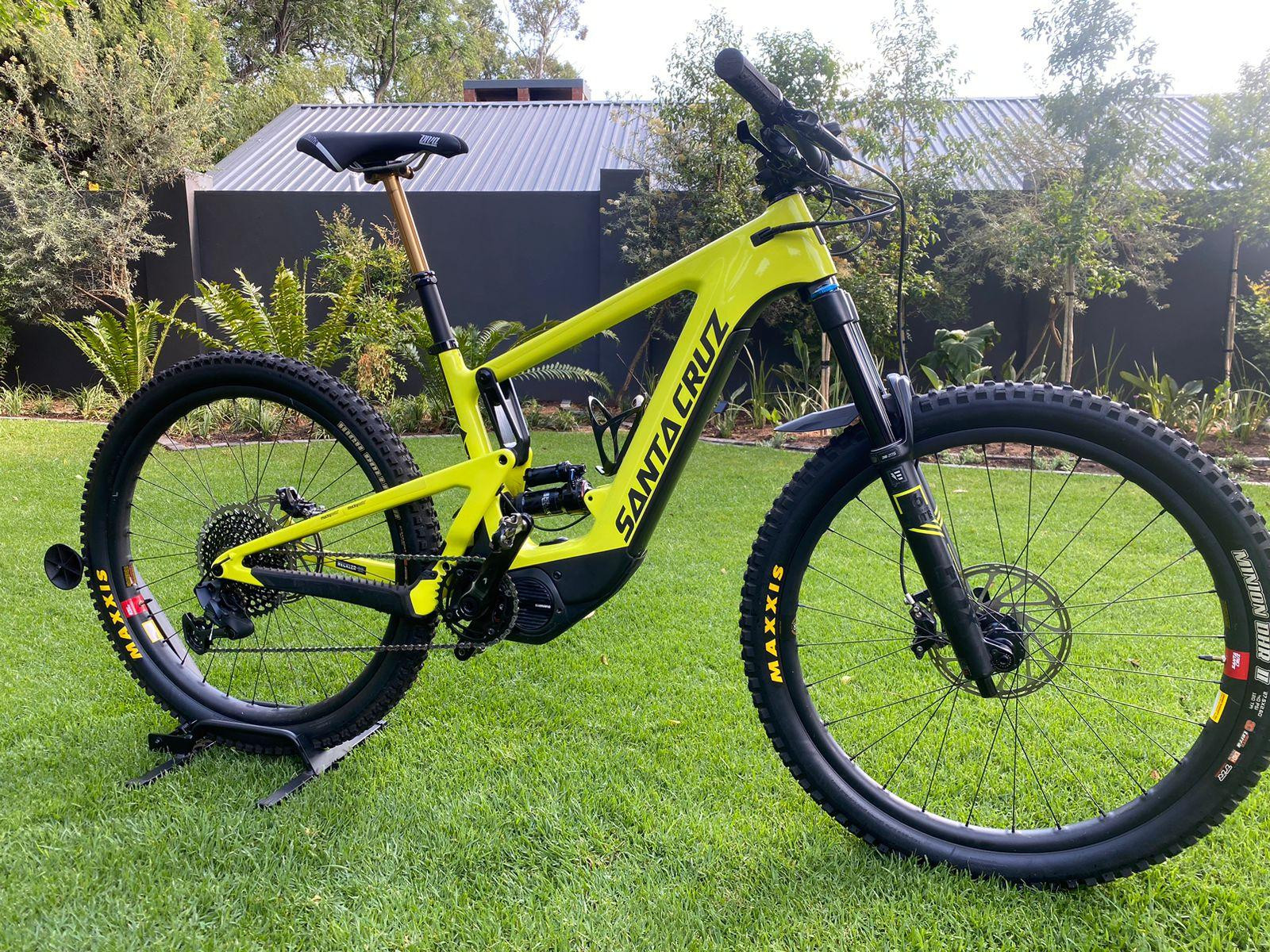Santa Cruz Heckler CC - M | Dual Suspension Mountain E-Bikes | Bike Hub