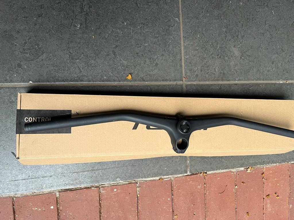 Roval Control SL bar | Handlebars | Bike Hub