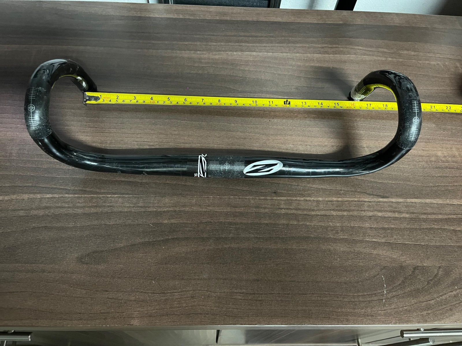 ZIPP Carbon SL55 Road Bar 42cm | Handlebars | Bike Hub