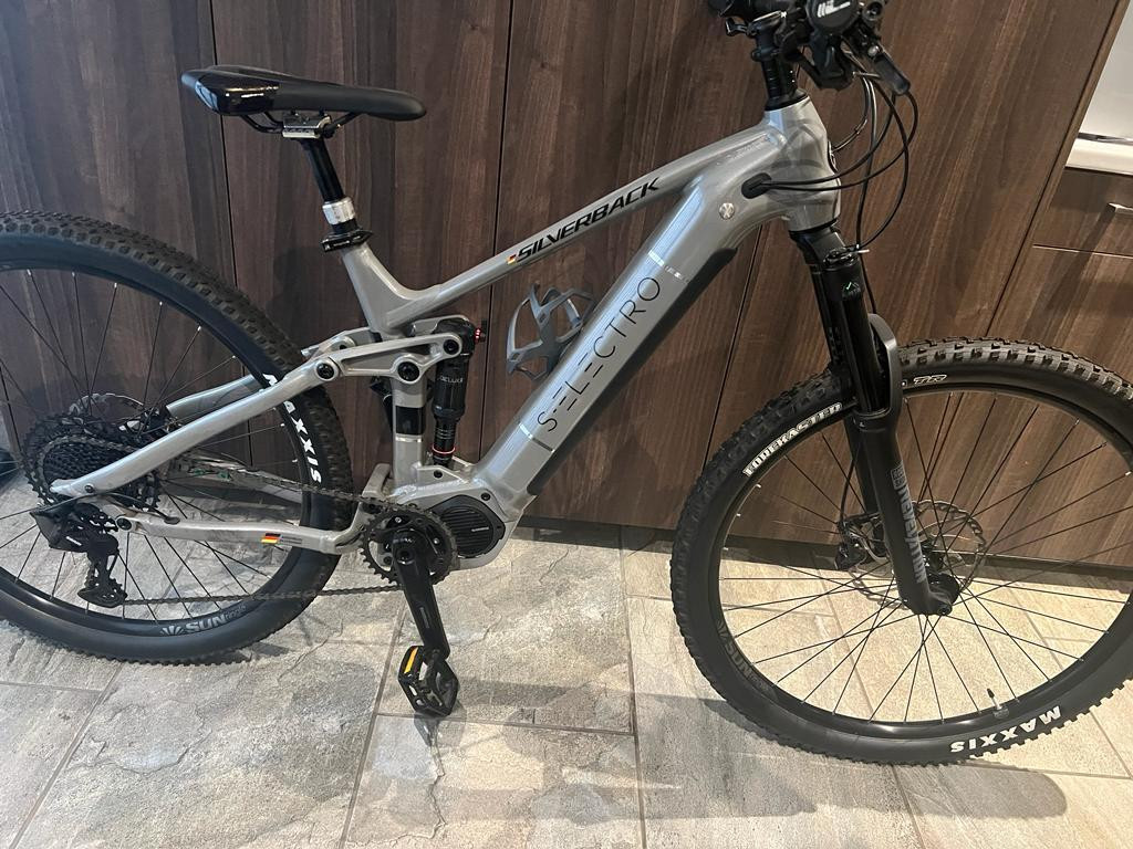 S-Electric Silverback | Dual Suspension Mountain E-Bikes | Bike Hub