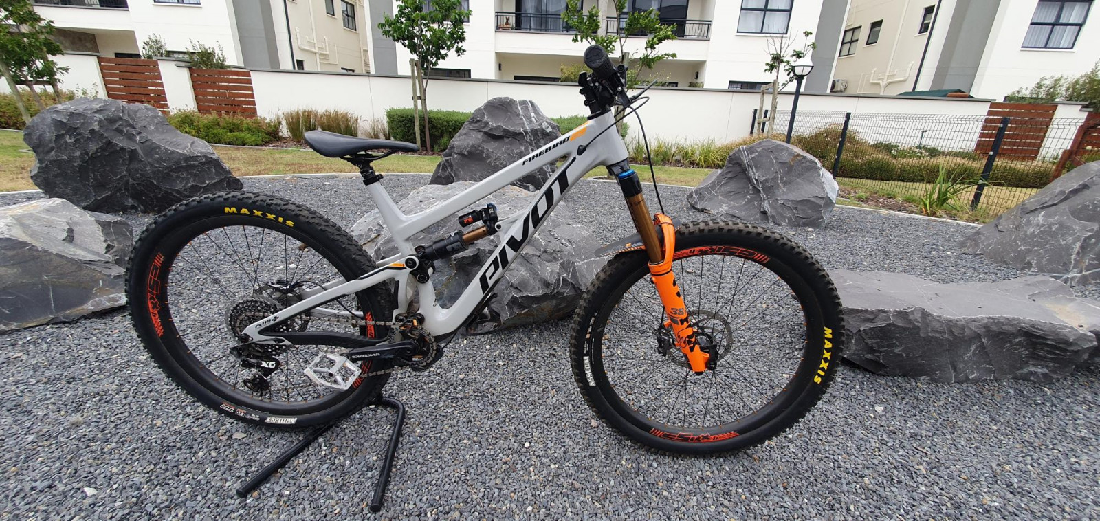 Pivot Firebird 29 Carbon Frame 2019 (Large) | Dual Suspension Mountain ...