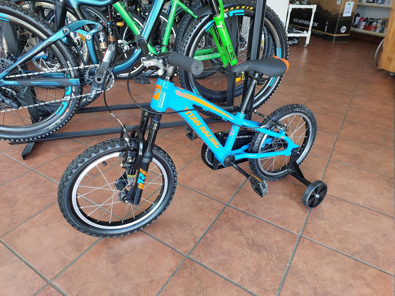Titan Racing | Kids Bikes | Bike Hub