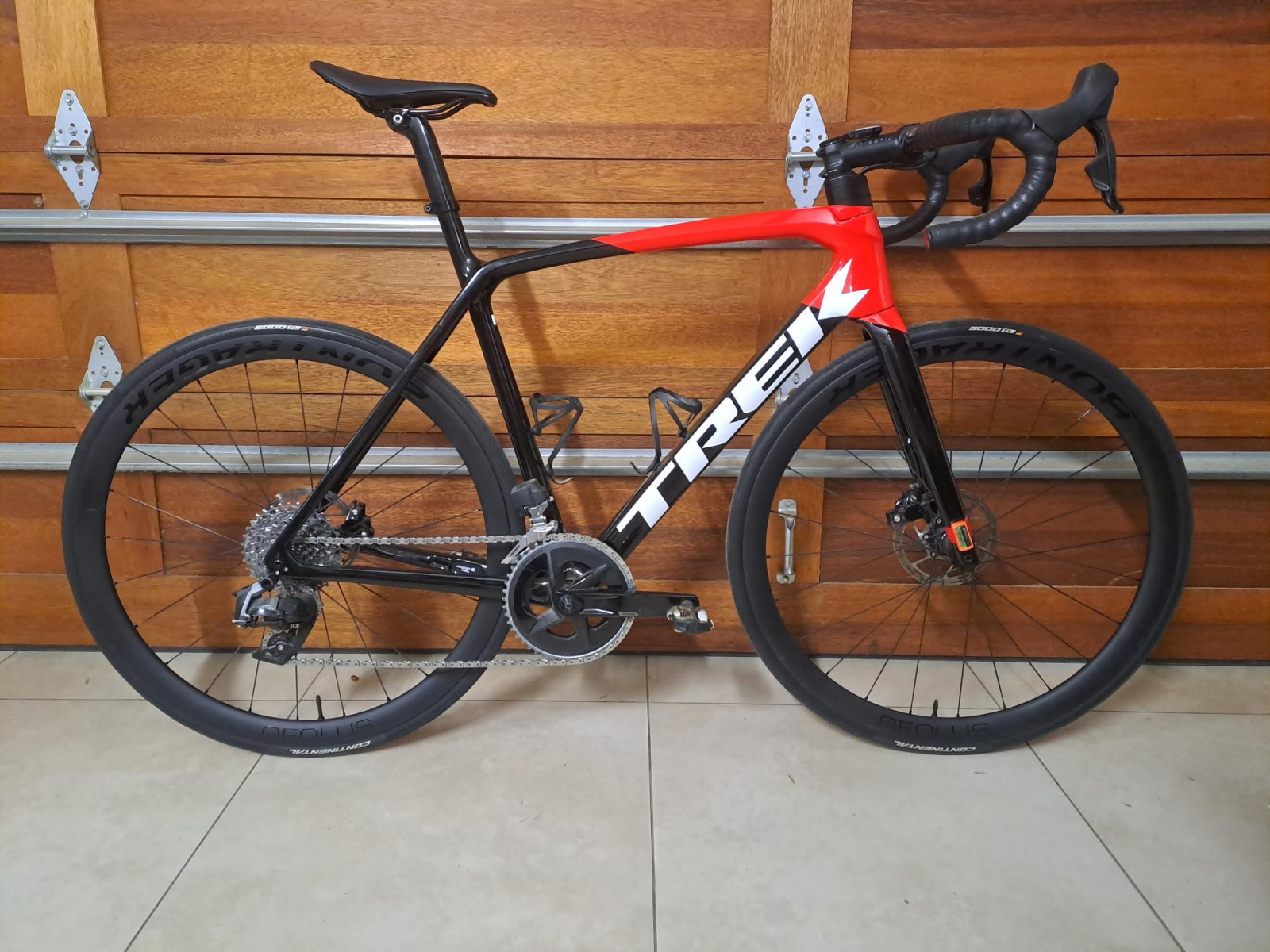 Trek Emonda SL6 | Road Bikes | Bike Hub