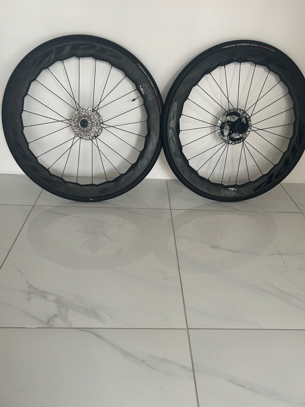 Zipp 454 NSW | Road Bike Rims | Bike Hub