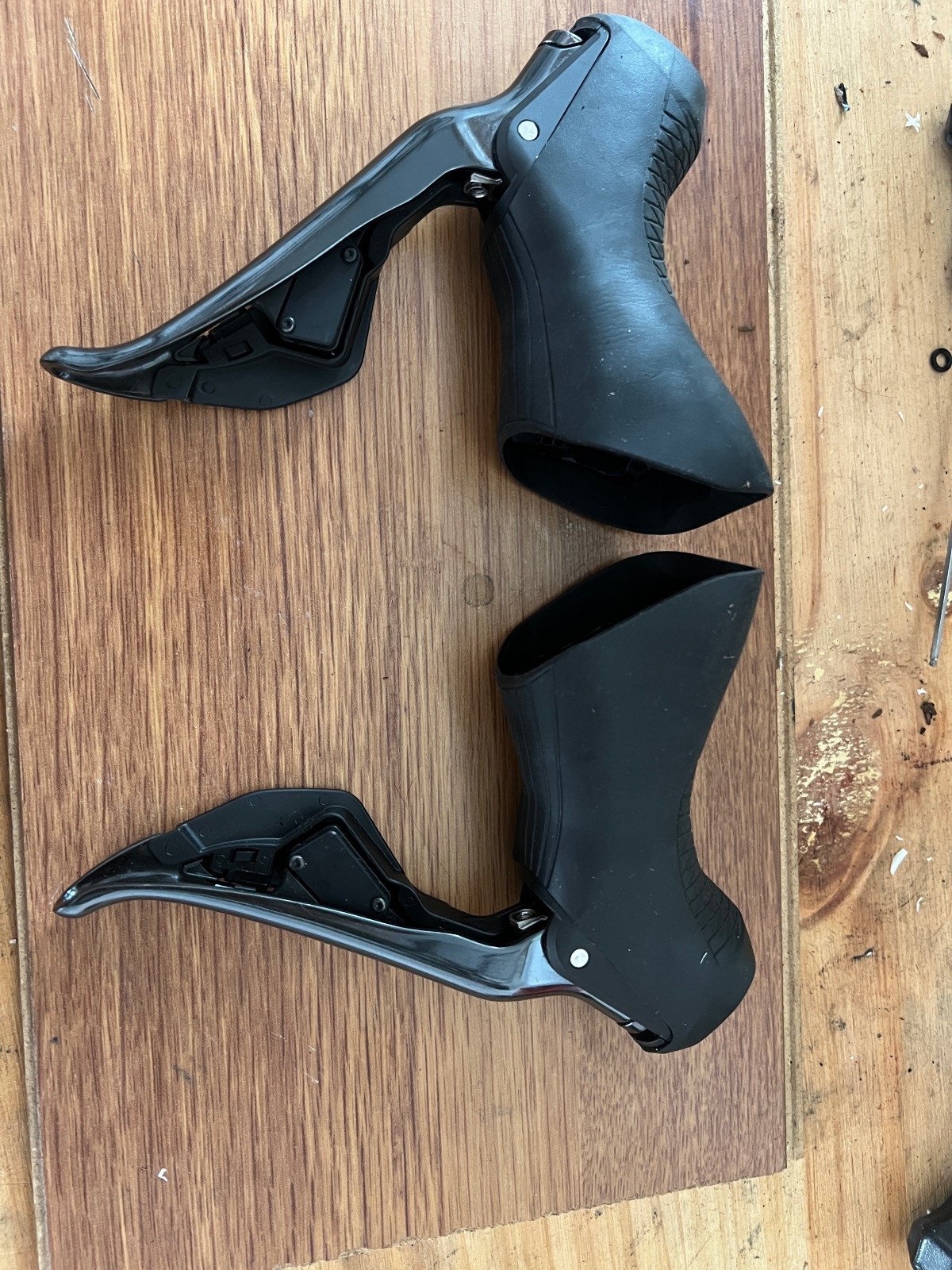 Dura Ace 9100 Di2 shifters | Shifters | Bike Hub