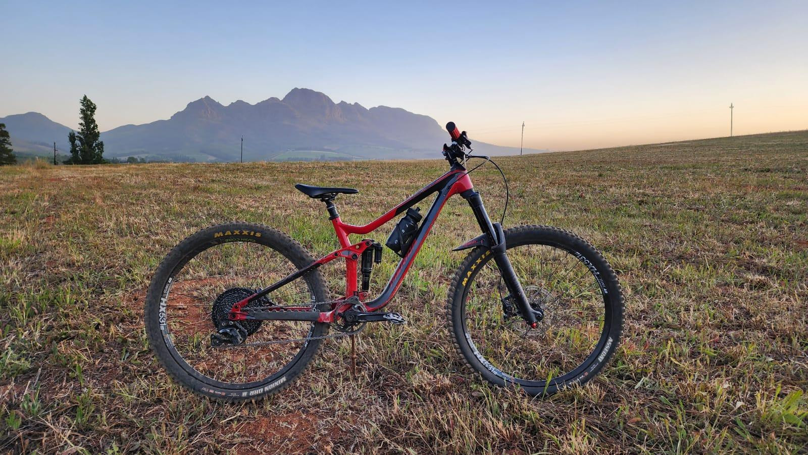 MERIDA 160 5000 (2018) | Dual Suspension Mountain Bikes | Bike Hub