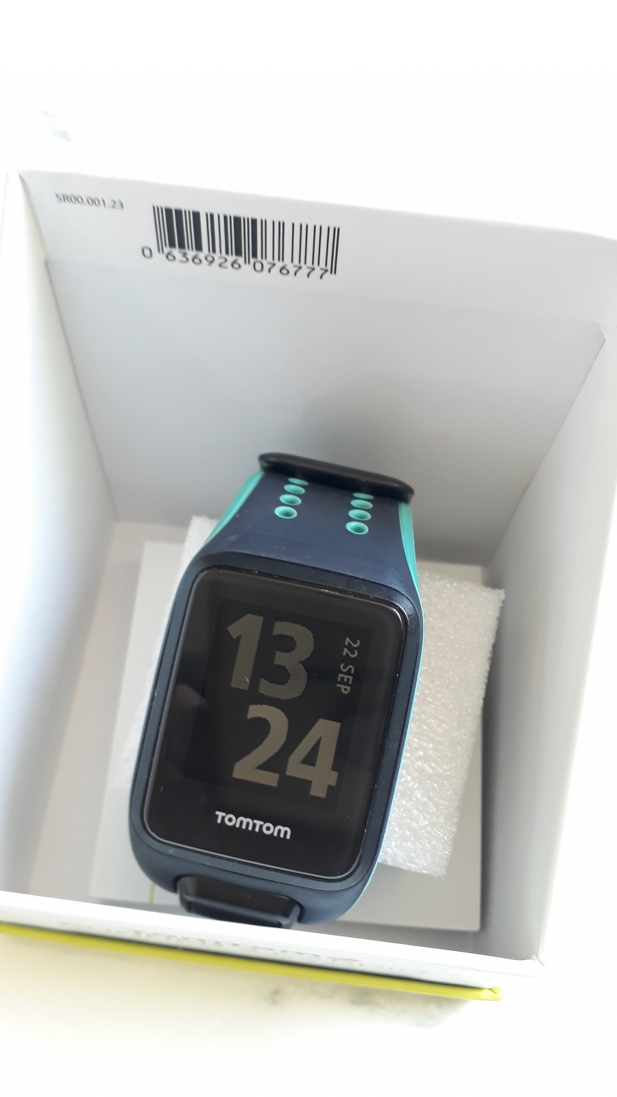 TomTom Runner 2 Cardio GPS Watch | Watches & Wearables | Bike Hub
