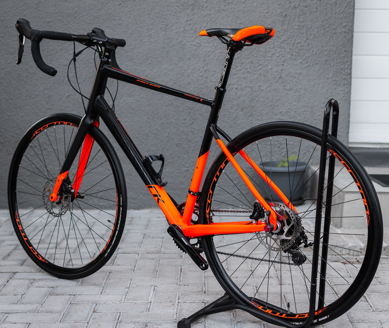 Silverback Strela Expert 700c 53cm | Road Bikes | Bike Hub