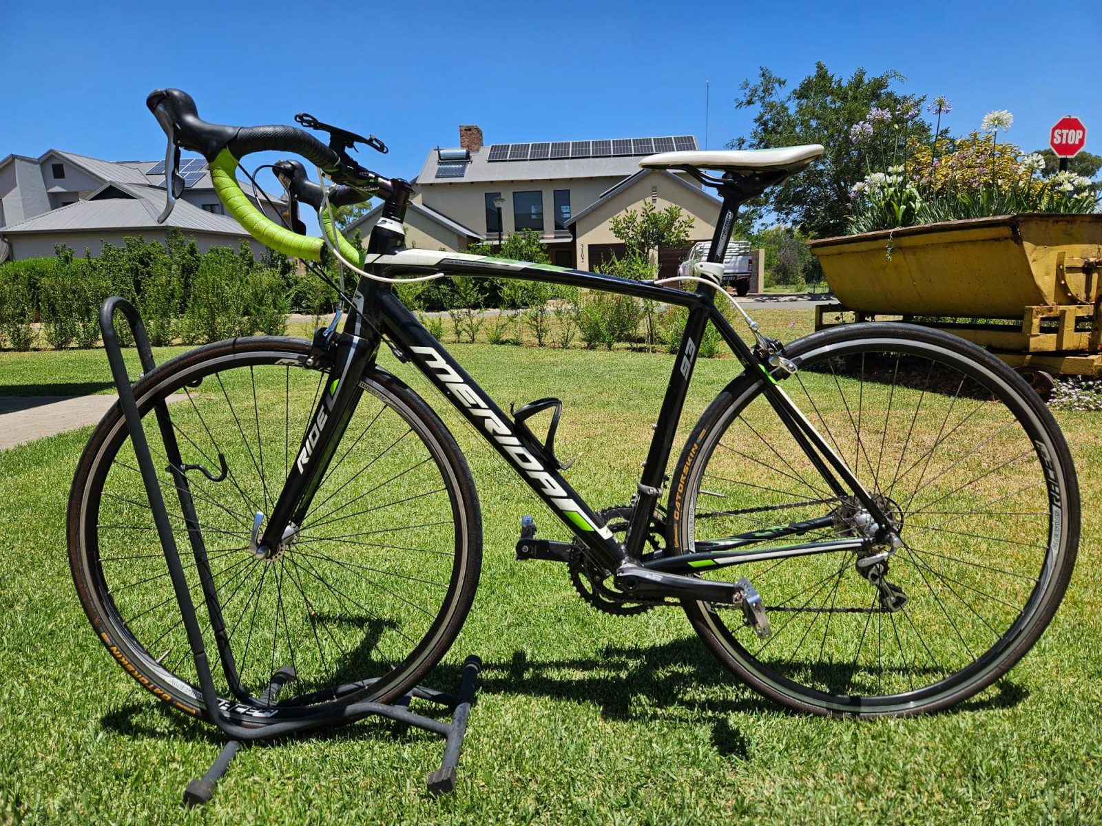 Merida Ride lite | Road Bikes | Bike Hub