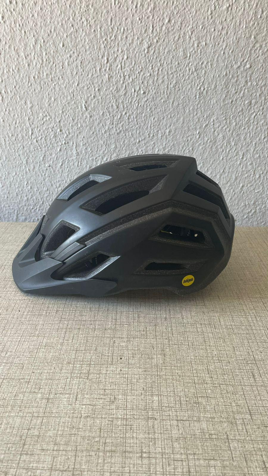 Specialized Tactic 3 | Helmets | Bike Hub