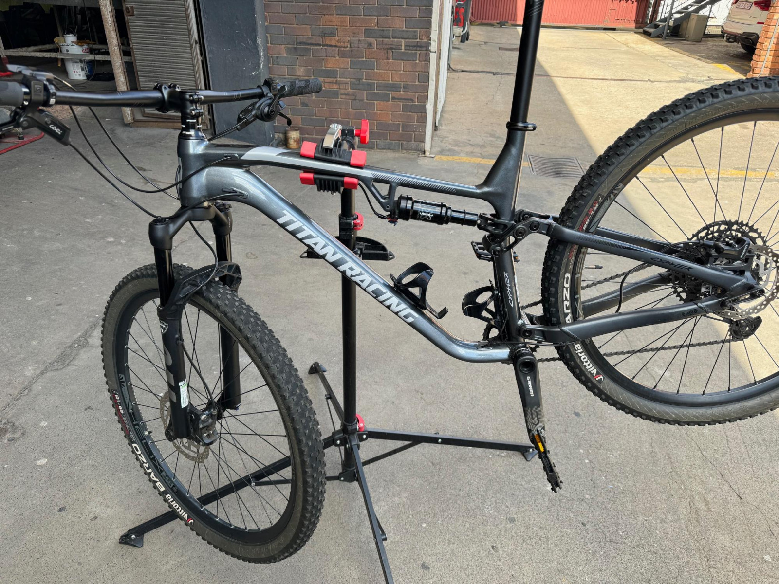 Titan Cypher Expert RS | Dual Suspension Mountain Bikes | Bike Hub