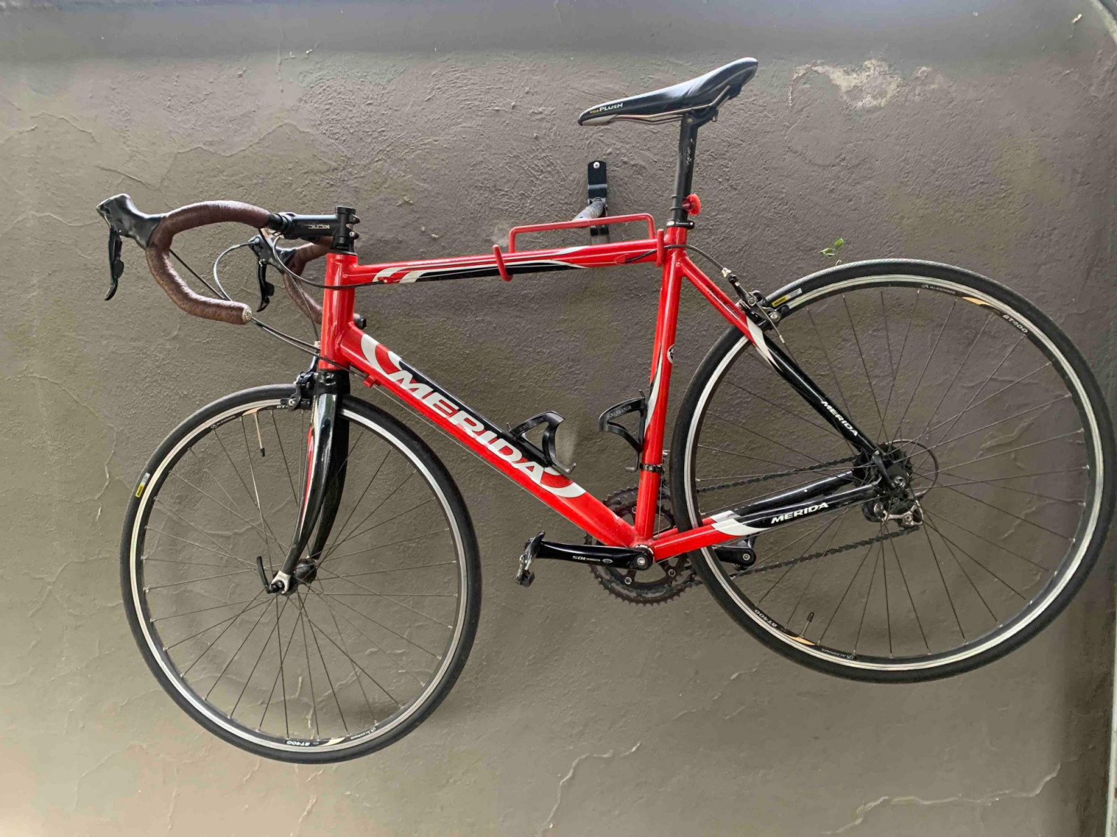 Merida RaceLite 904 - Shimano 105 | Road Bikes | Bike Hub