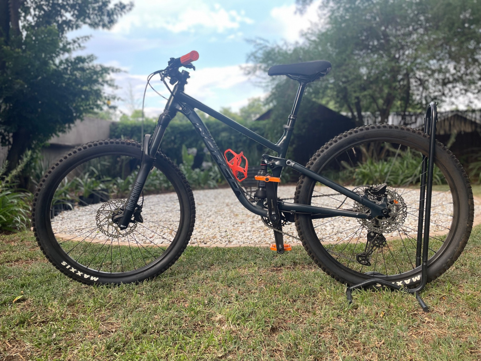 Like new Norco Fluid FS2 | Dual Suspension Mountain Bikes | Bike Hub