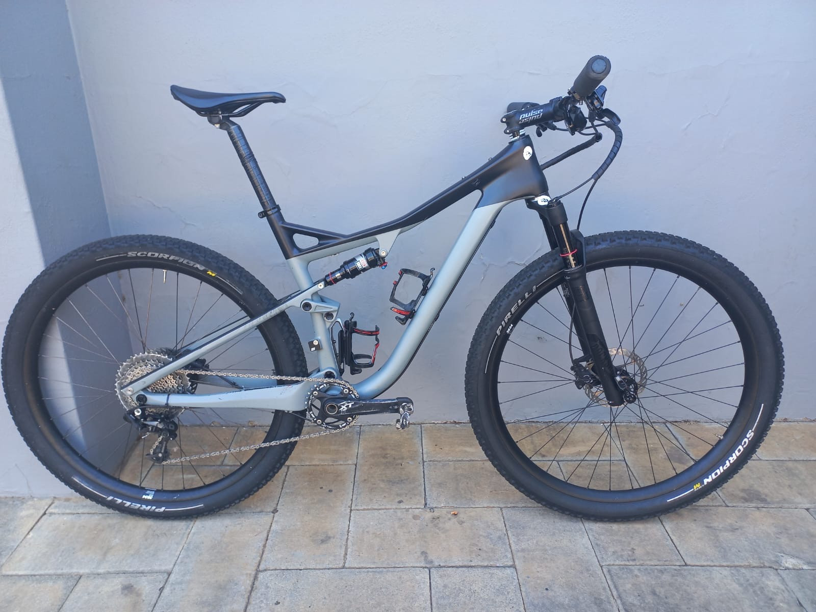 Dual Sus Momsen (Large frame) | Dual Suspension Mountain Bikes | Bike Hub