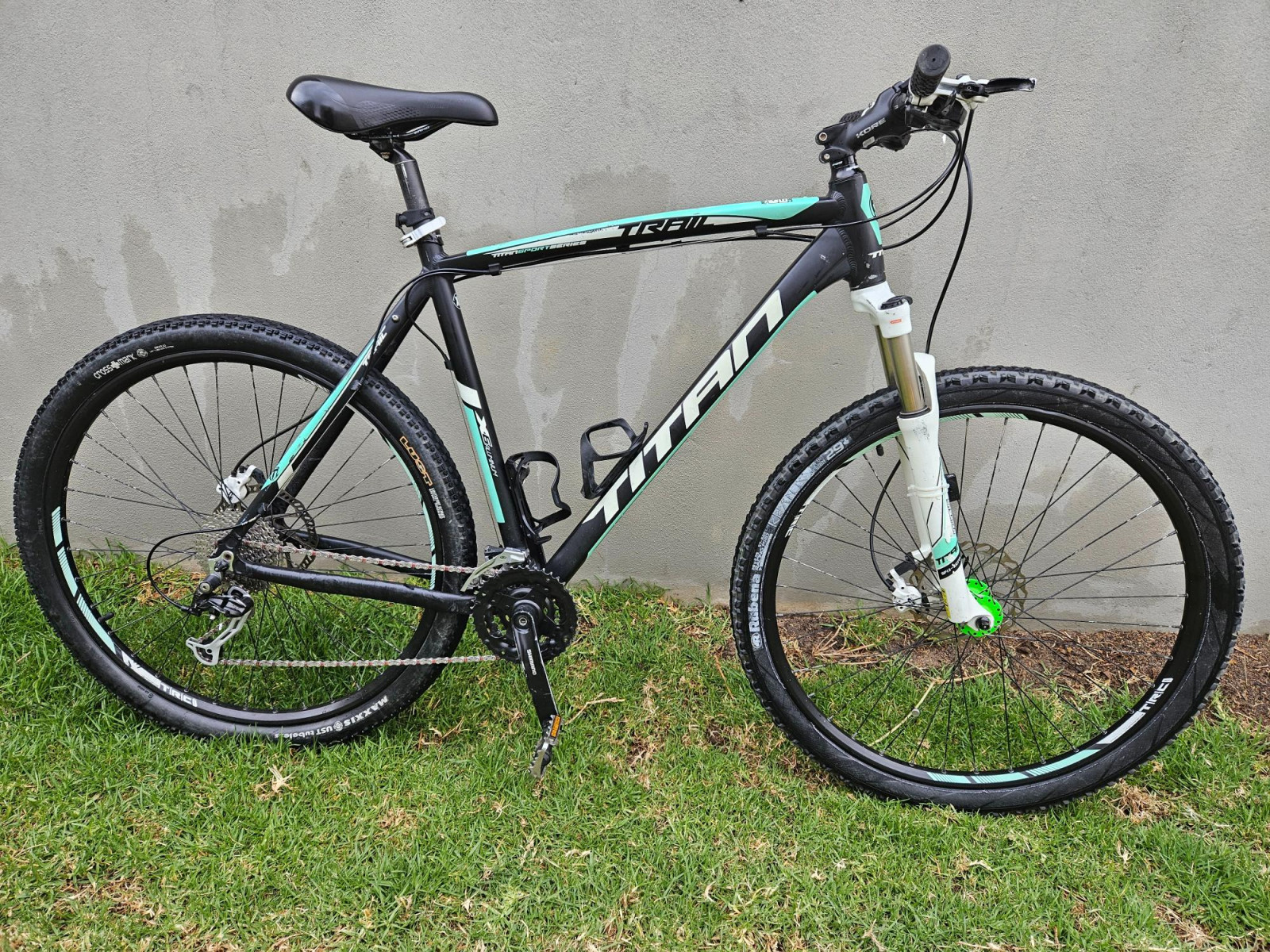 Titan Sport Series 29" XL | Hardtail Mountain Bikes | Bike Hub