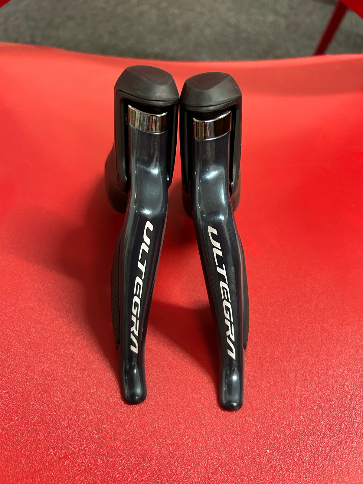 Shimano R8050 DI2 shifters | Shifters | Bike Hub